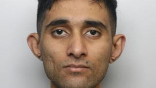 Kulsuma Akter inquest: New hearing into wife murdered in street - BBC News