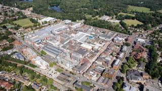 Surrey Heath Borough Council - BBC News