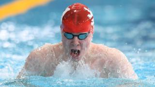 Archie Goodburn: British swimmer diagnosed with brain tumours - BBC Sport