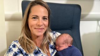 Cambridge newborn babies tested for rare genetic conditions - BBC News