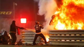 The Burton-upon-Trent doctor helping save lives in Formula 1 - BBC News