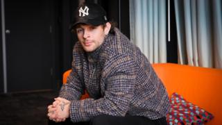 Tom Grennan 'can't wait' to play Ludlow Castle - BBC News