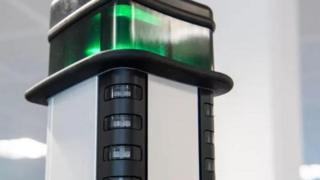 New knife detectors used for first time in Bradford operation - BBC News