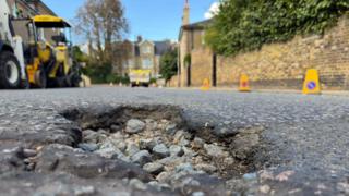 Potholes: How much do fixes cost - and why do they fail? - BBC News