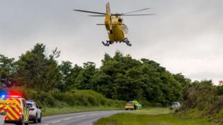 One dead and two badly injured in Moray crash - BBC News