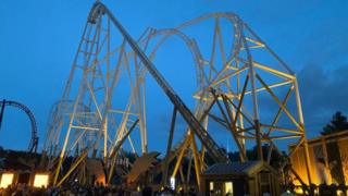 Hyperia: How the UK's fastest rollercoaster came to a halt - BBC News