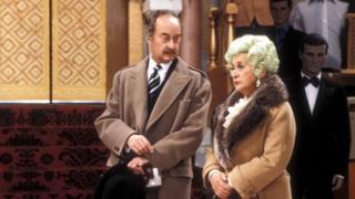 In Pictures: The career of Frank Thornton - BBC News