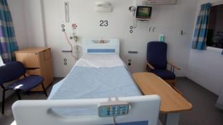 Terminally ill doctor Kate Granger's 'my name is' campaign wins support ...