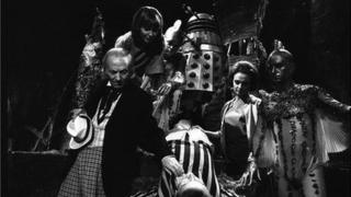 Dalek 'driving sessions' at Nettleham Junior School - BBC News