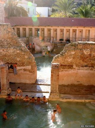 A Roman bathhouse still in use after 2,000 years - BBC News