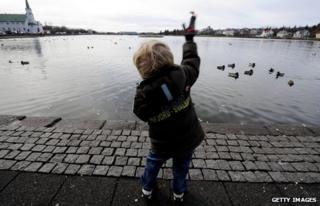 Why violent crime is so rare in Iceland - BBC News