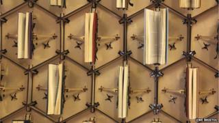 Honeycomb book hive celebrates library's 400th anniversary - BBC News