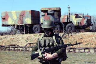 "Little green men" or "Russian invaders"? - BBC News