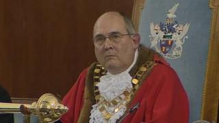 Swindon mayor resigns over disability comment - BBC News
