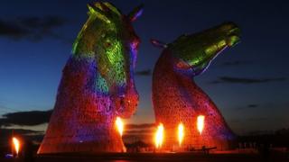 The man who created The Kelpies - BBC News