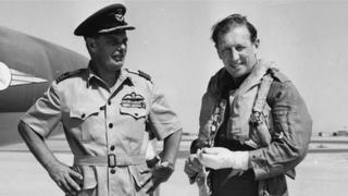 Obituary: Chapman Pincher - BBC News