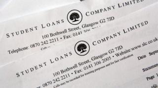 Understanding student loans: How exactly do they work? - BBC News