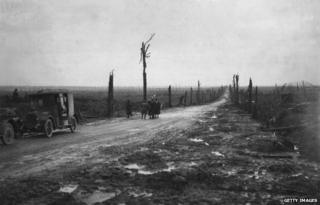 World War One: The British hero who did not shoot Hitler - BBC News