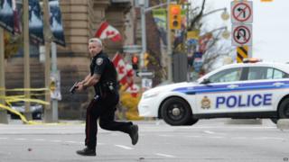 In pictures: Ottawa shootings - BBC News