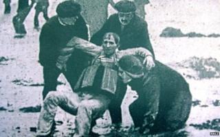 SS Rohilla: Dramatic three-day WW1 sea rescue remembered - BBC News