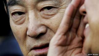 Veteran Japanese actor Ken Takakura dies at 83 - BBC News