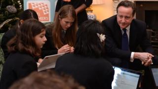 Maths and science teaching a priority, says Cameron - BBC News