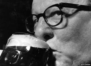 Billy Cotton: A life less ordinary - BBC News