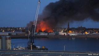 Crews probe cause of Peterhead fish factory blaze - BBC News