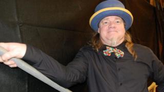 Who becomes a clown and why? - BBC News