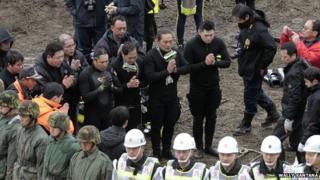 TransAsia GE235: Taiwan crash plane 'lost engine power' - BBC News