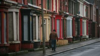 Who, What, Why: What is the Gini coefficient? - BBC News