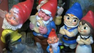 Ron Broomfield's 1,800 gnomes to be auctioned for charity - BBC News