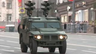 Russian WW2 parade: A tank-spotter's guide - BBC News