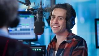 Radio 1: Why is the station struggling to find new DJs? - BBC News