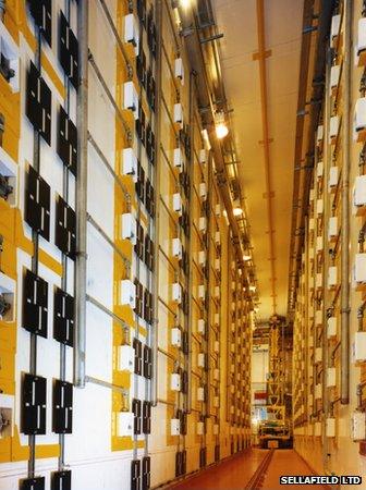 UK plutonium stockpile is 'energy in the bank' - BBC News