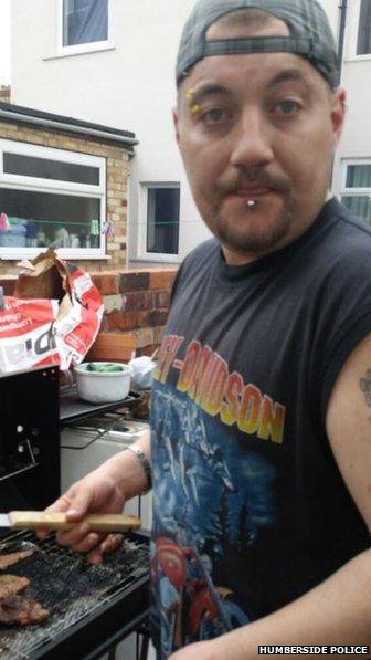 Man charged over murder of Mark Dewberry - BBC News