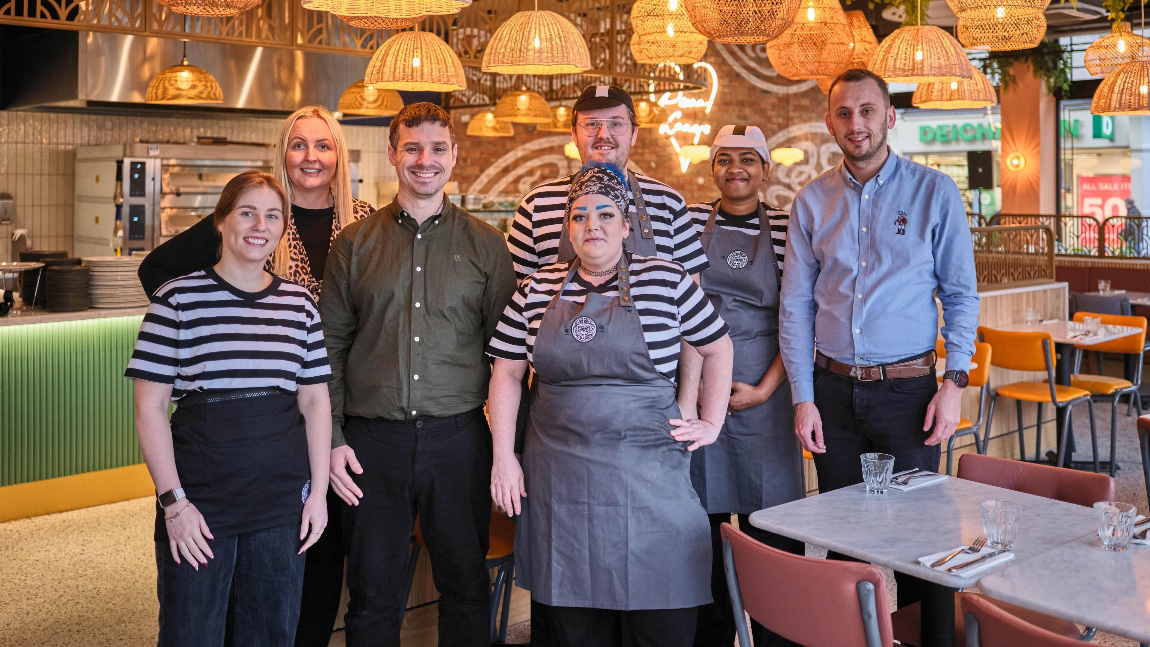 Hull Pizza Express opens in art deco Burtons building - BBC News