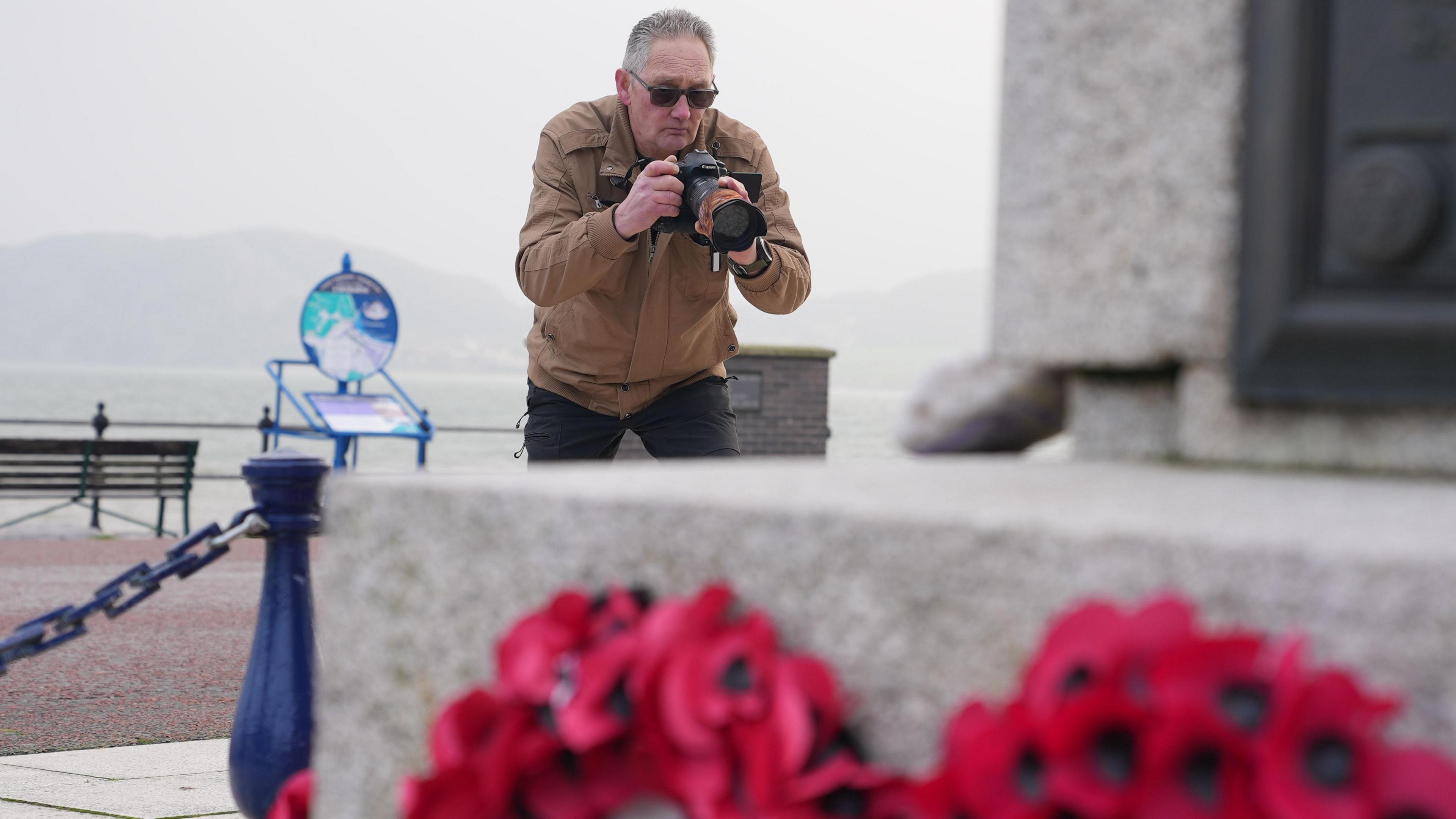 How fake admiral Jonathan Carley was caught by sword and rare medals ...