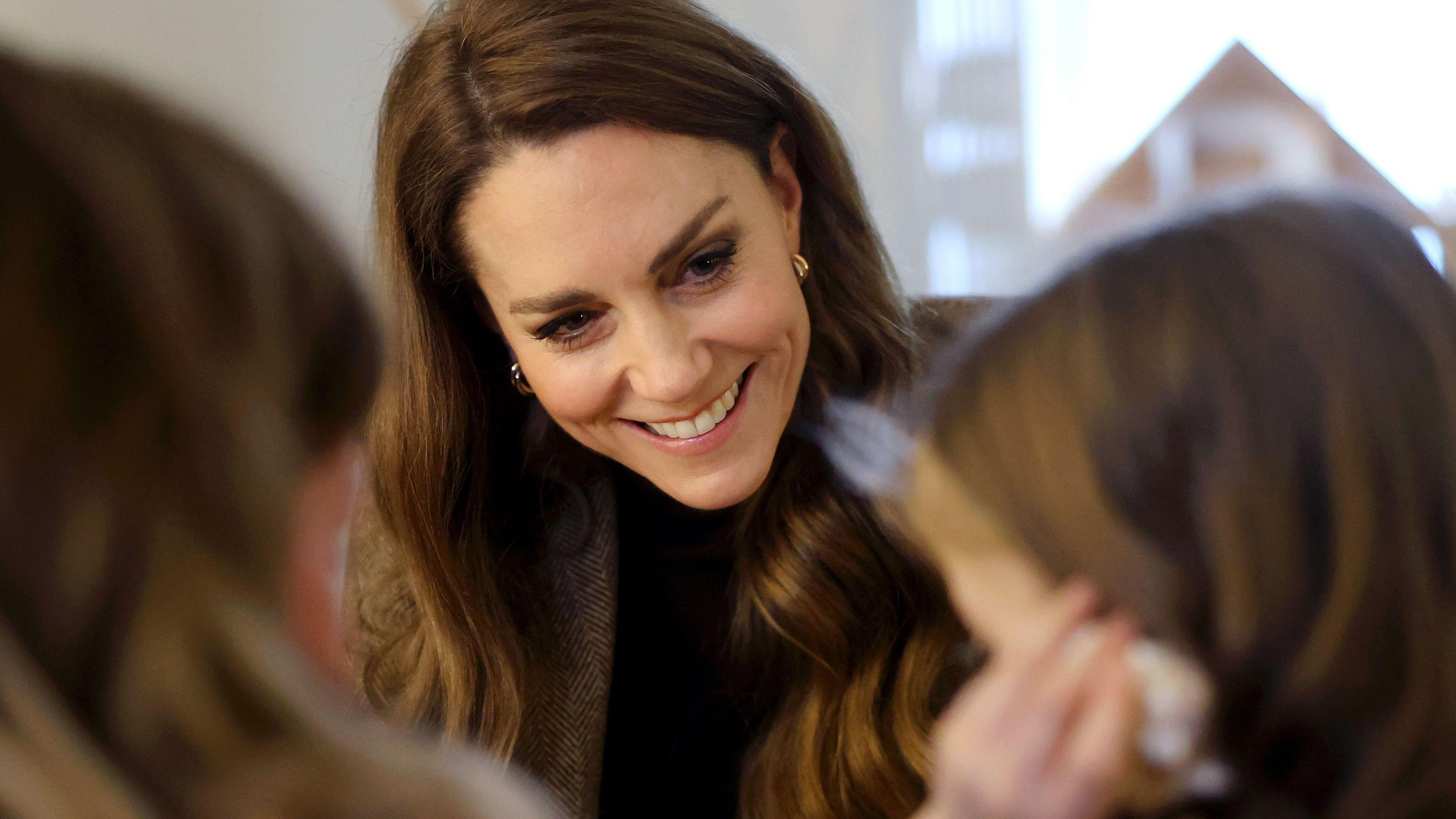Princess of Wales visits 'gold dust' Yorkshire community groups - BBC News