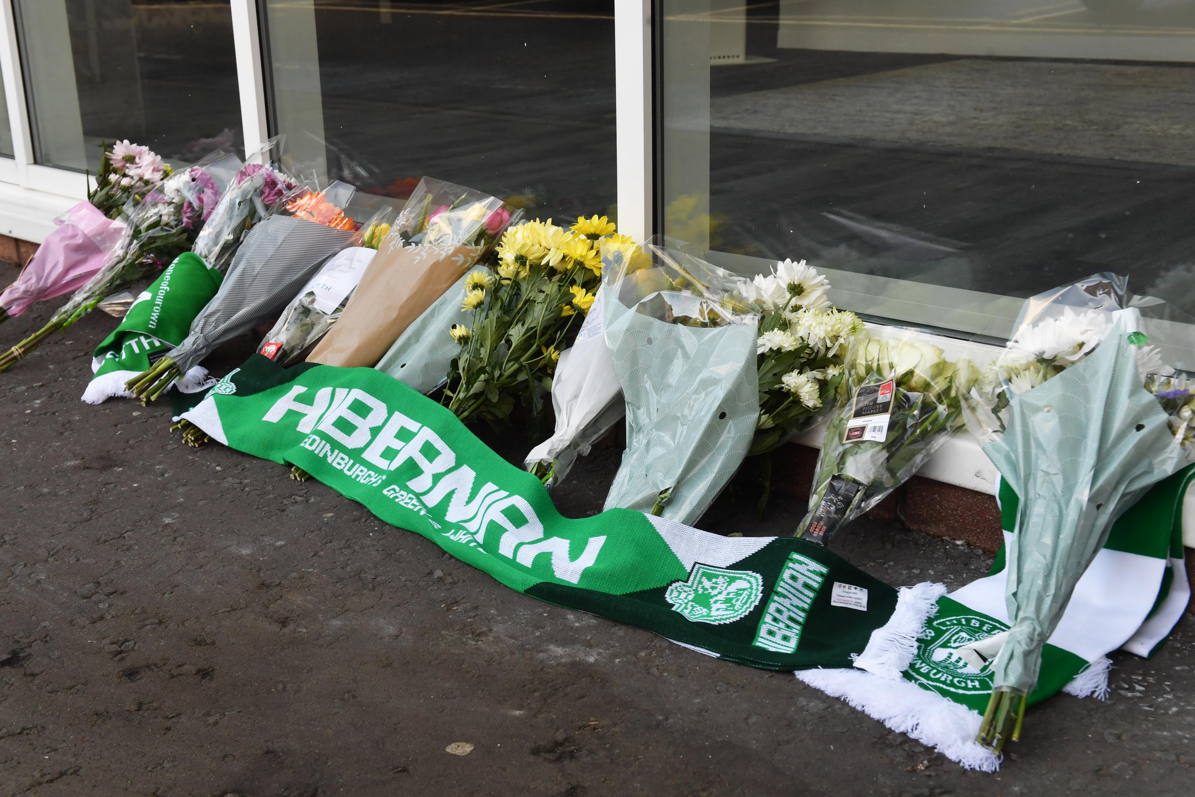'It has meant a lot' - Hibs thankful for Gordon tributes - BBC Sport