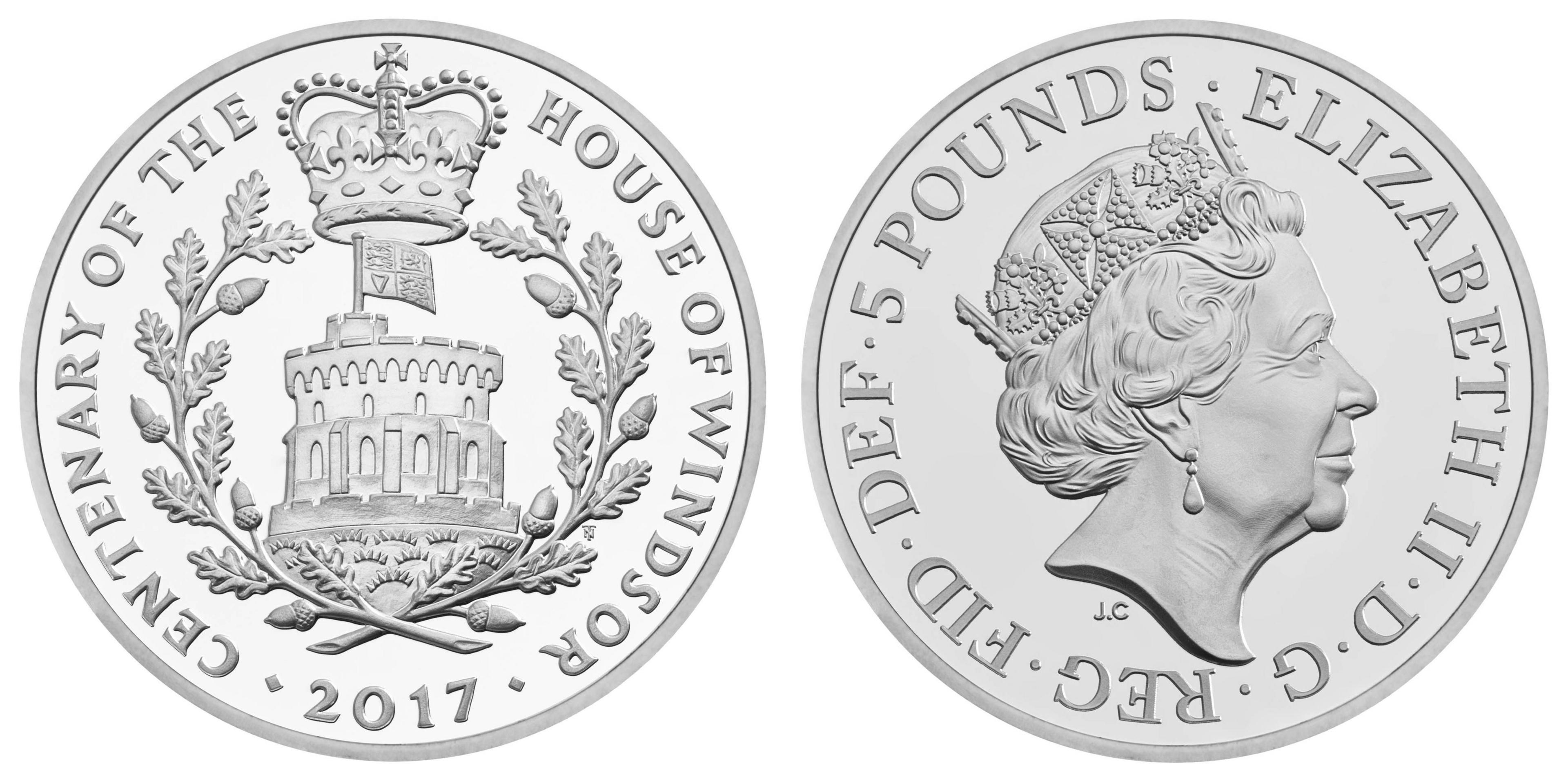 New £5 coins issued to celebrate Windsor name centenary - BBC News