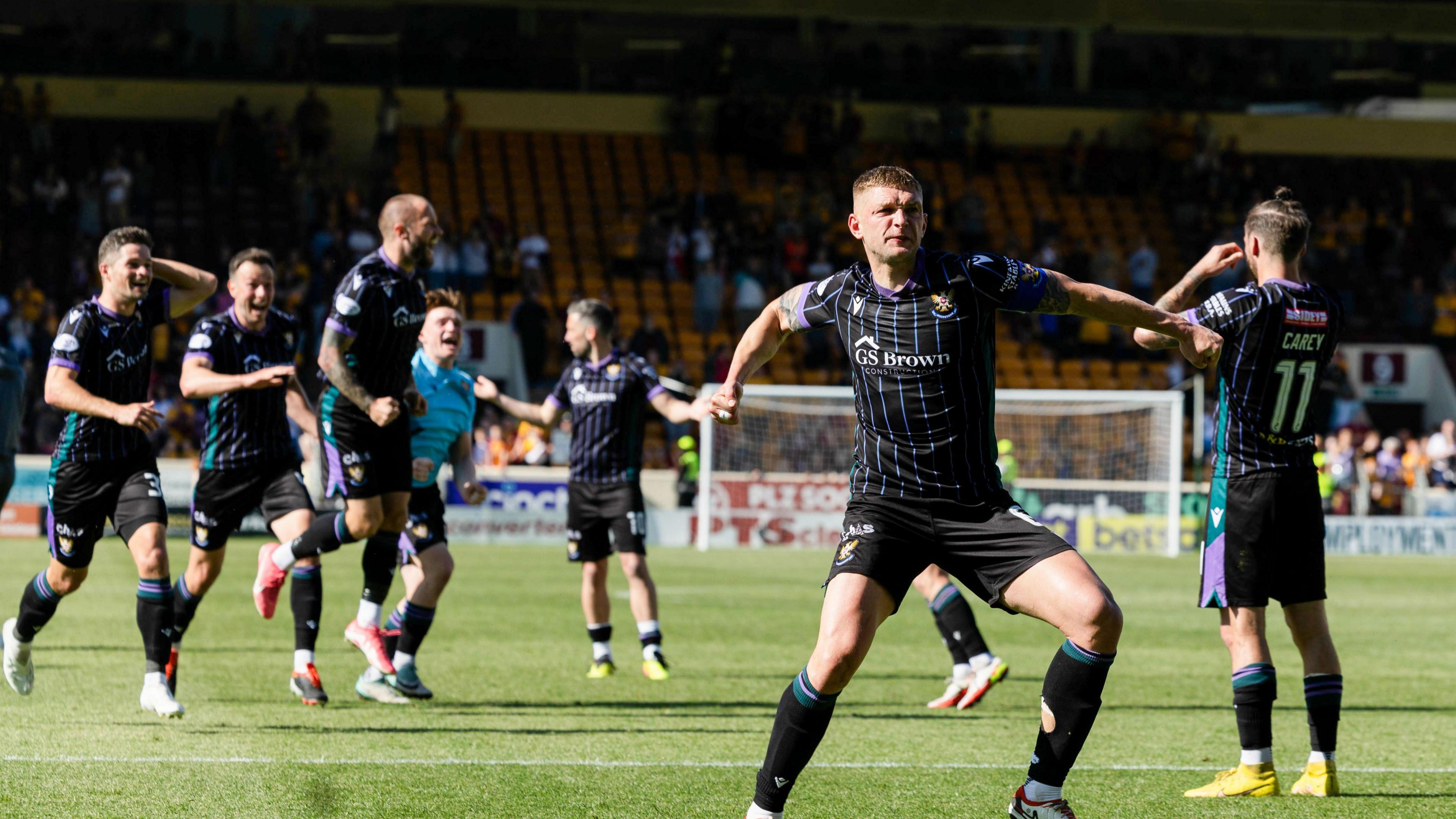 Premier Sports Cup: St Johnstone start season with Brechin trip - BBC Sport
