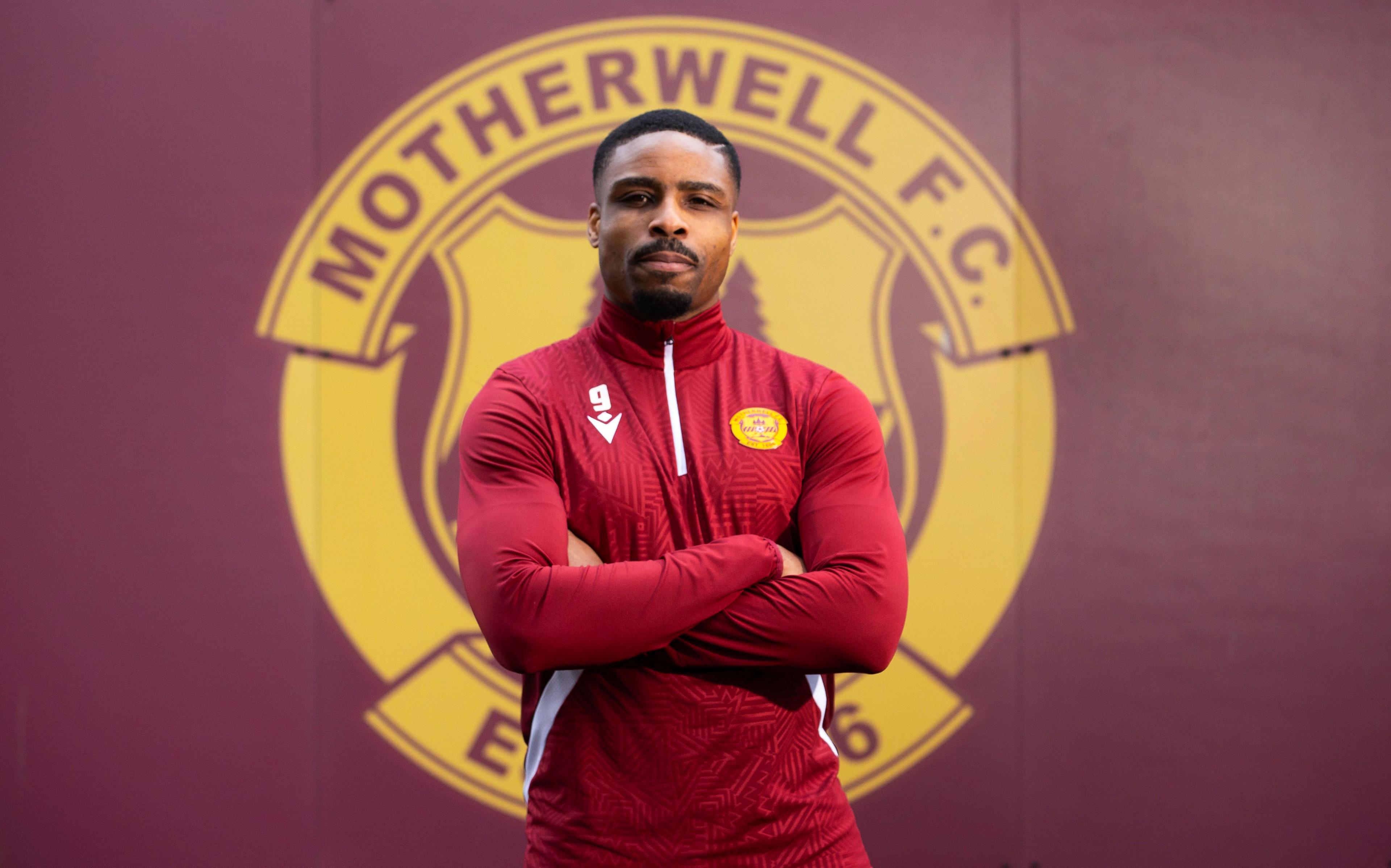 Jon Obika ends playing career & takes Motherwell coaching role - BBC Sport