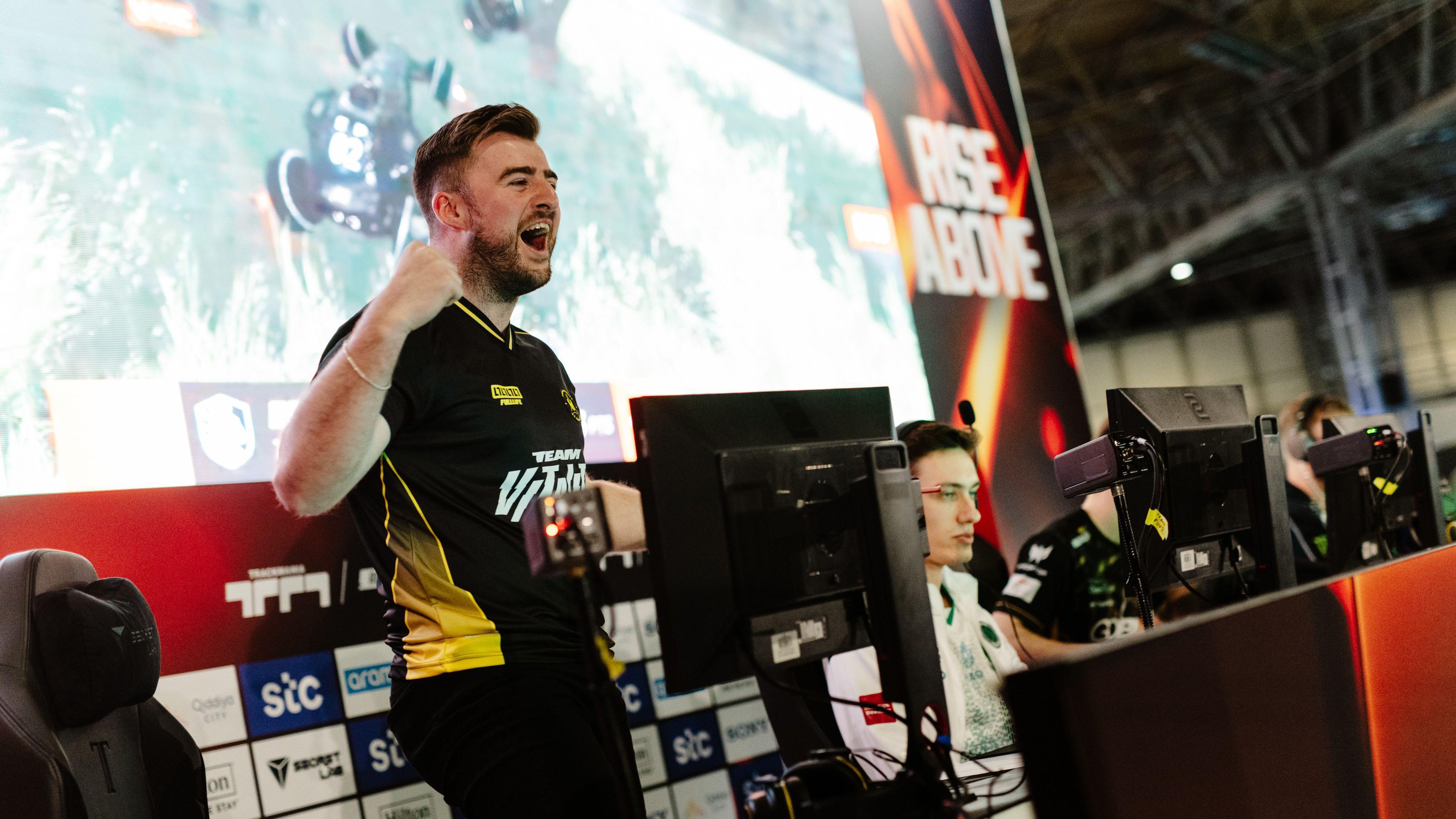 Esports World Cup 2026 in Paris: 'Cancelling not an option' - BBC News