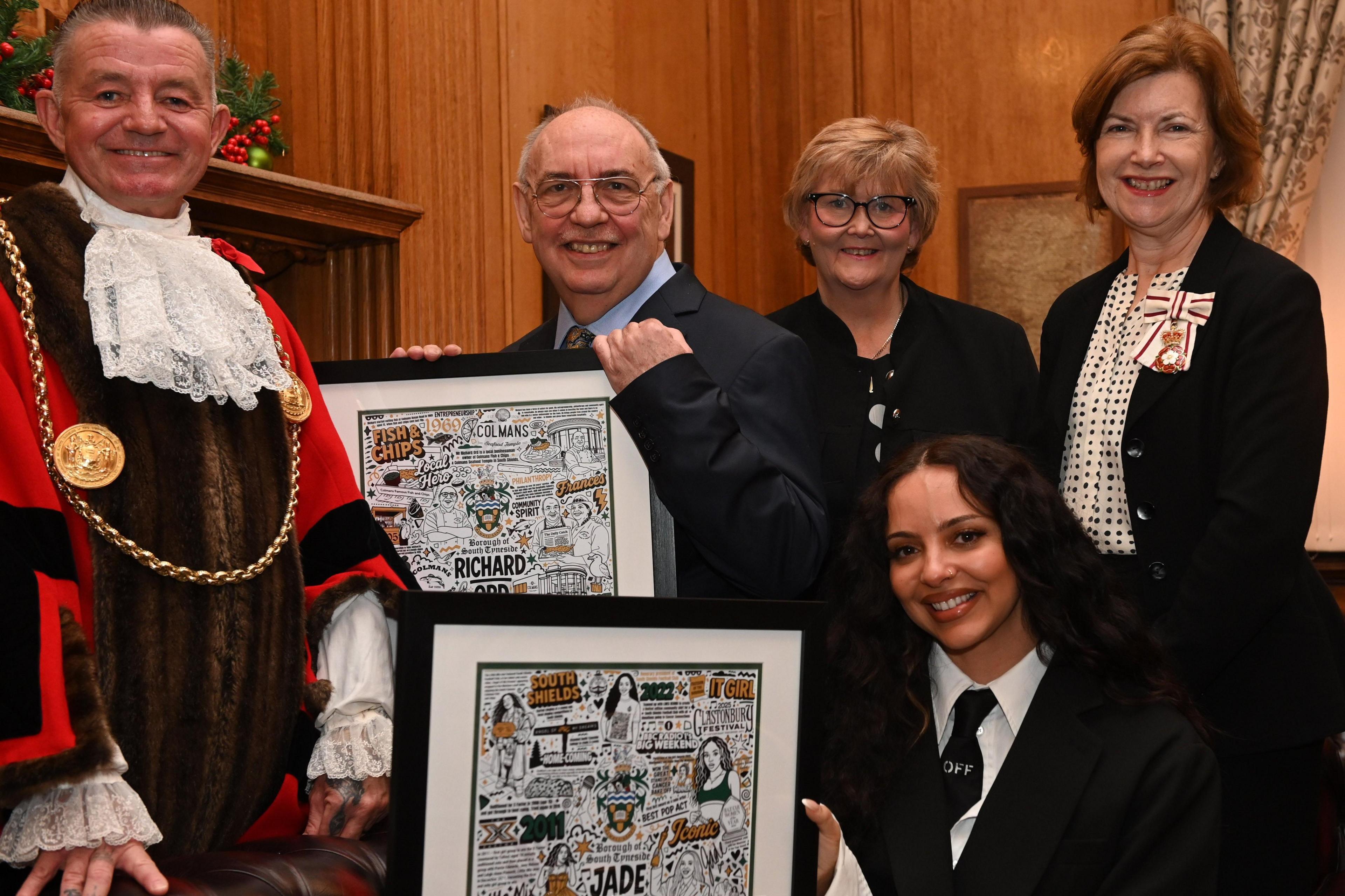 Jade Thirlwall picture gallery as South Shields singer honoured - BBC News