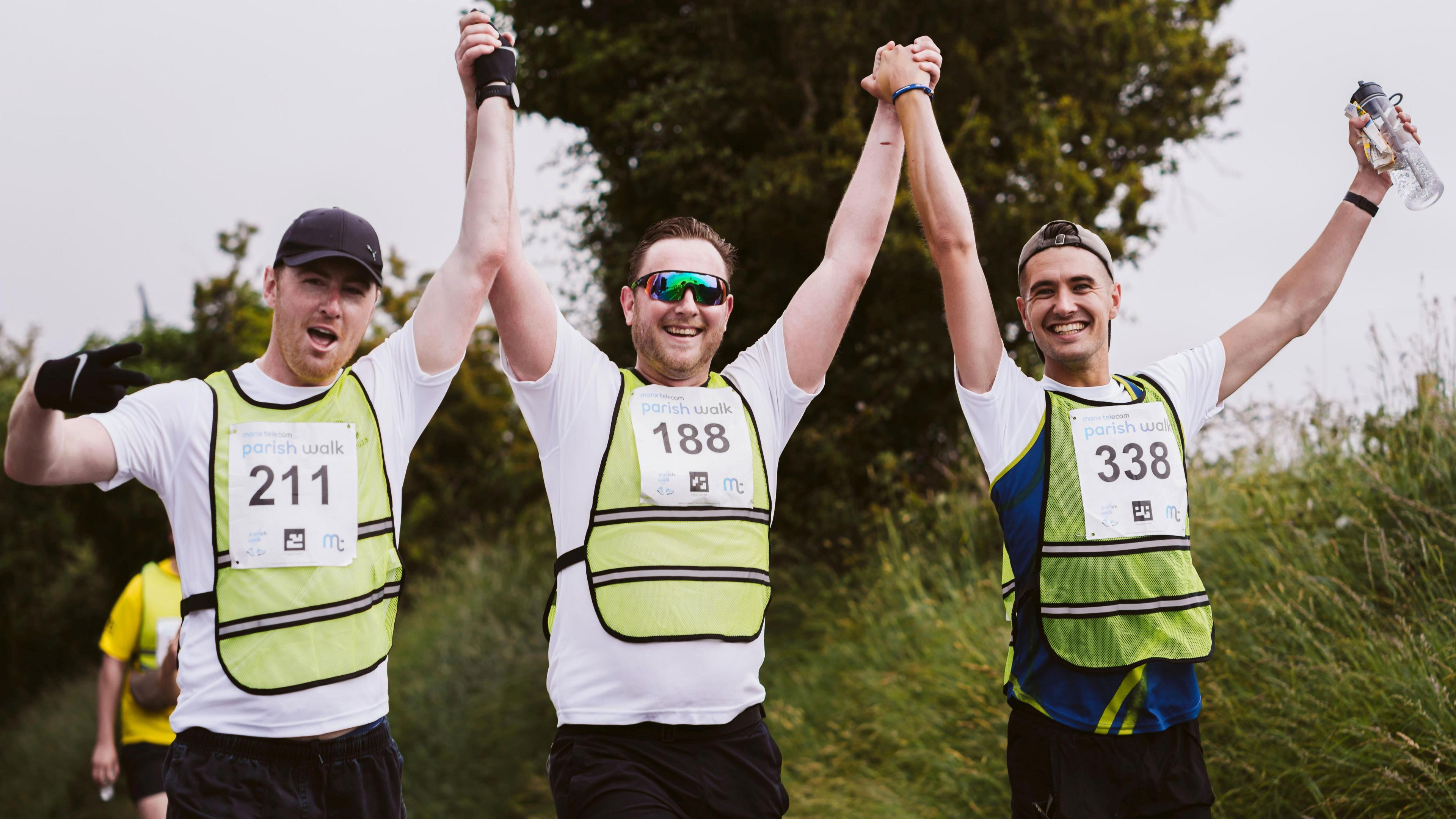 Entries open for Isle of Man annual 24-hour endurance walk - BBC News