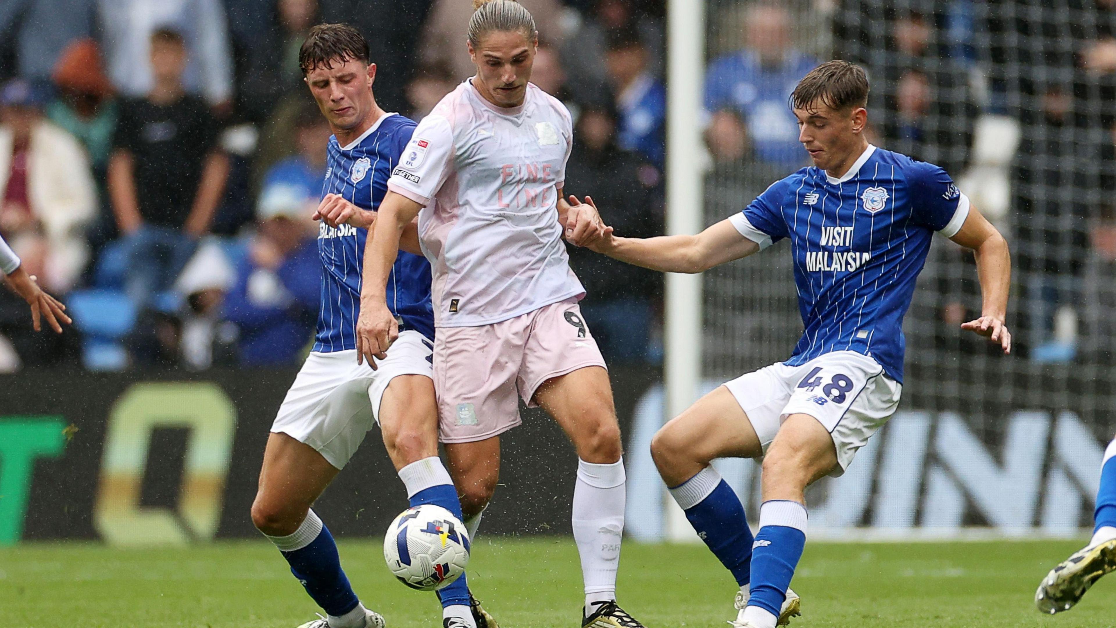 Cardiff City fan views: A dip in form or a defensive problem? - BBC Sport