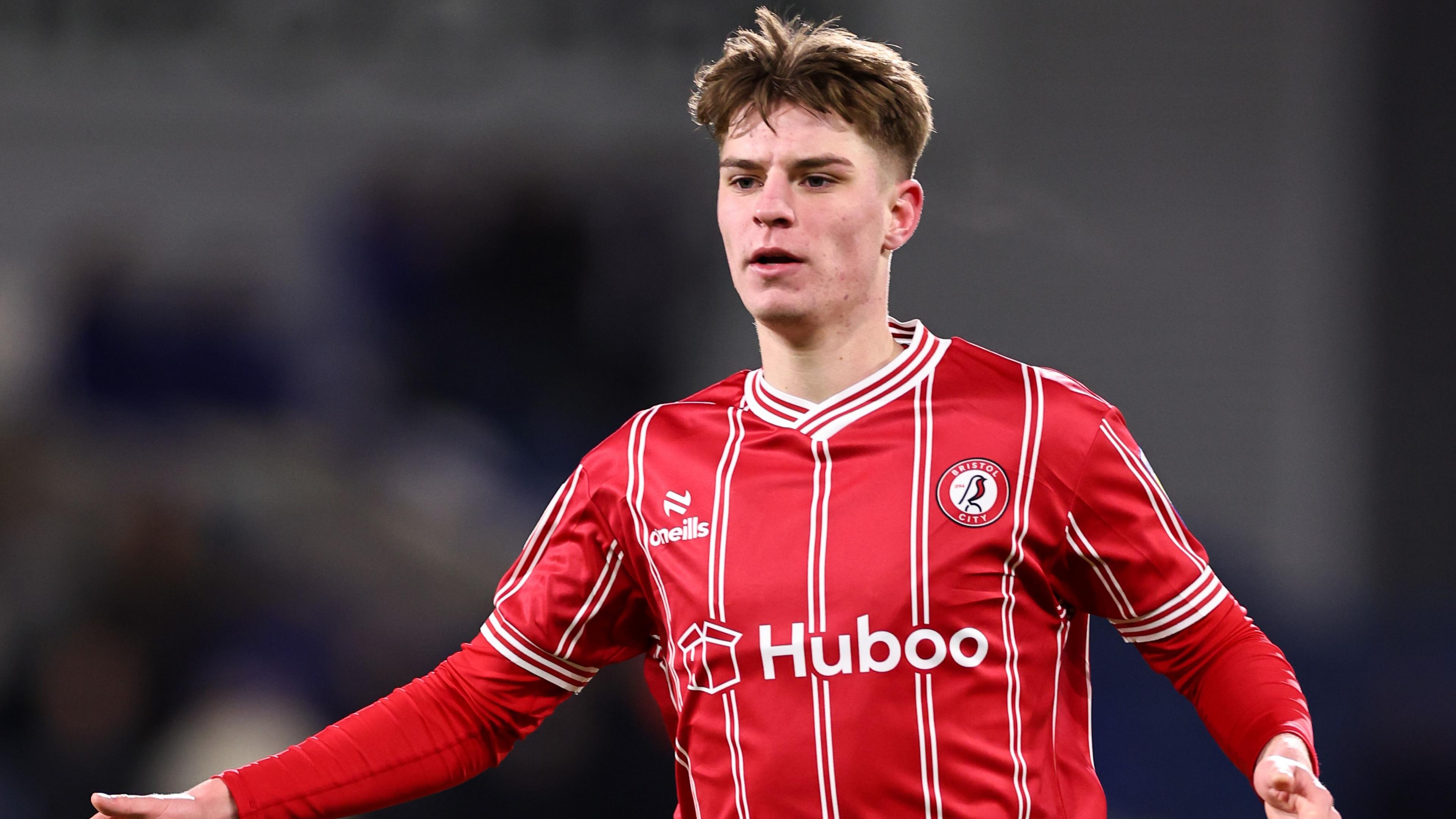 Alex Scott completes move to Bournemouth - BBC Sport