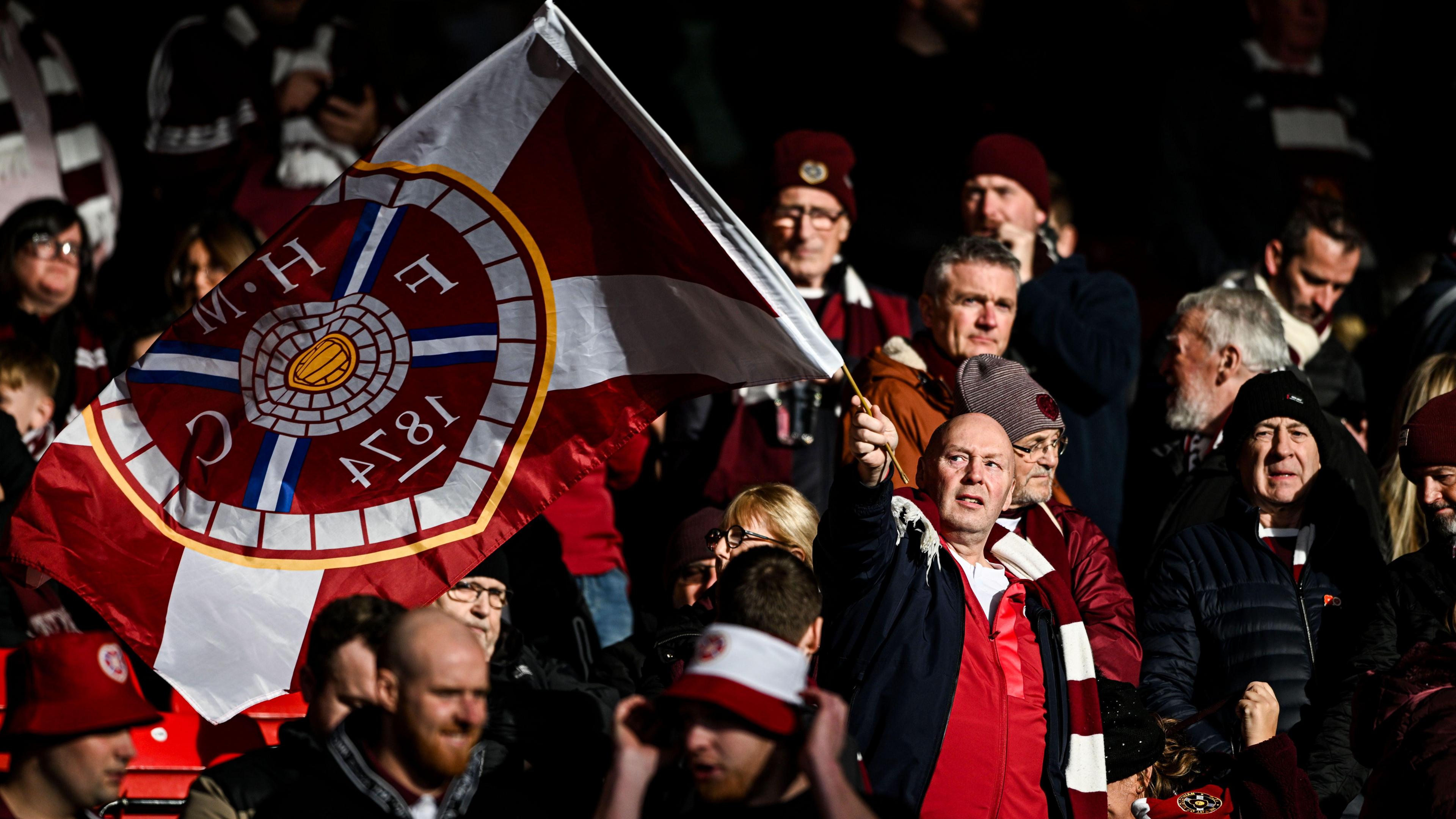 Hearts: Naismith urges fans to buy Hampden semi-final tickets - BBC Sport