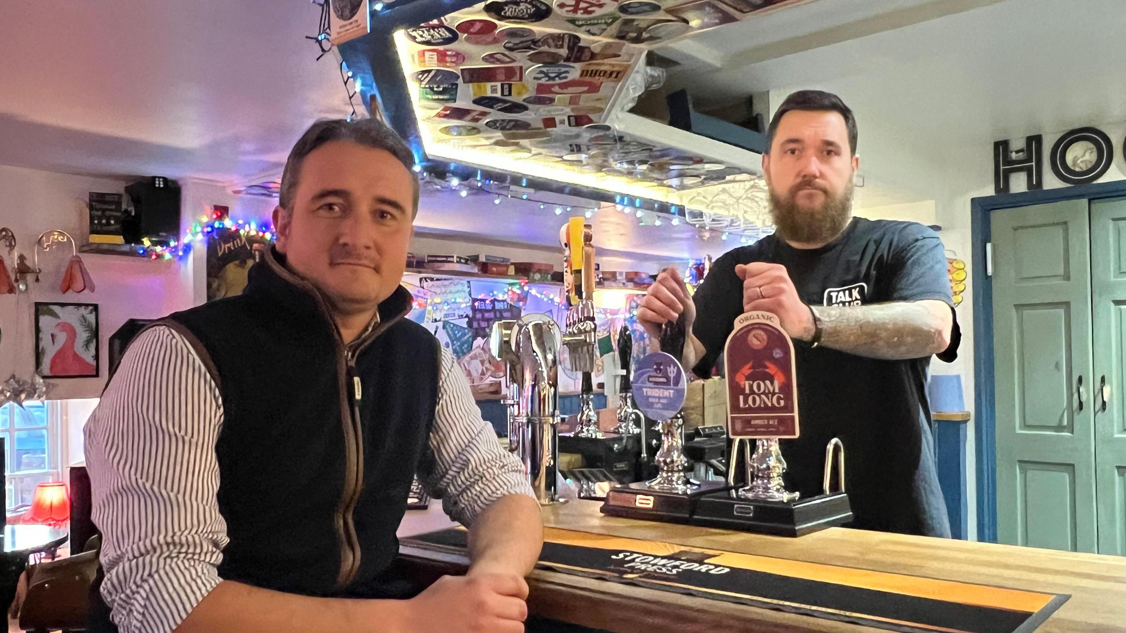 Somerset pubs 'facing closure' over business rate rise - BBC News